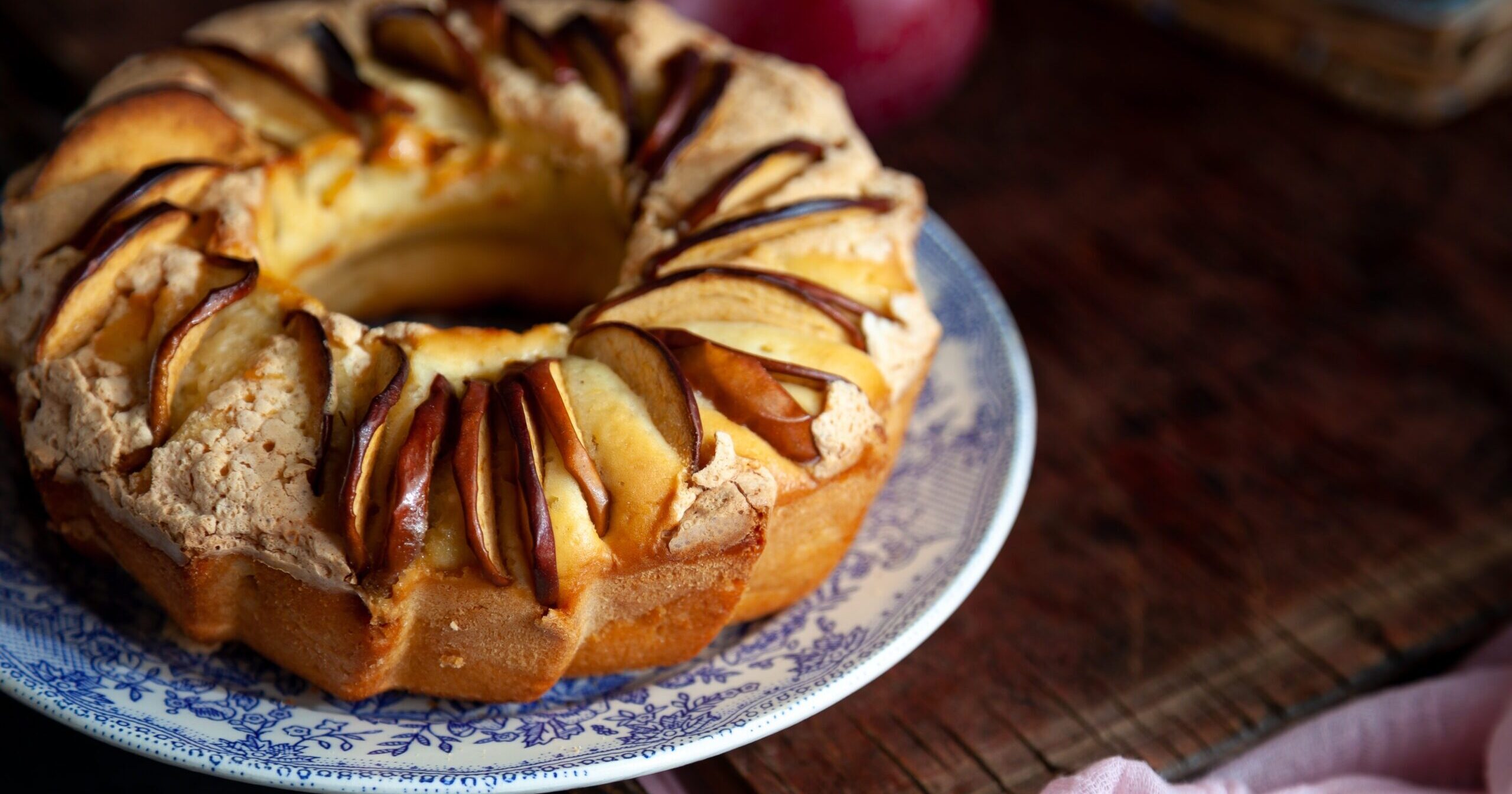 Apple Cream Cake - ΜΙΧ. ΣΤΡΟΓΓΥΛΟΥΔΗΣ & ΣΙΑ ΟΕ